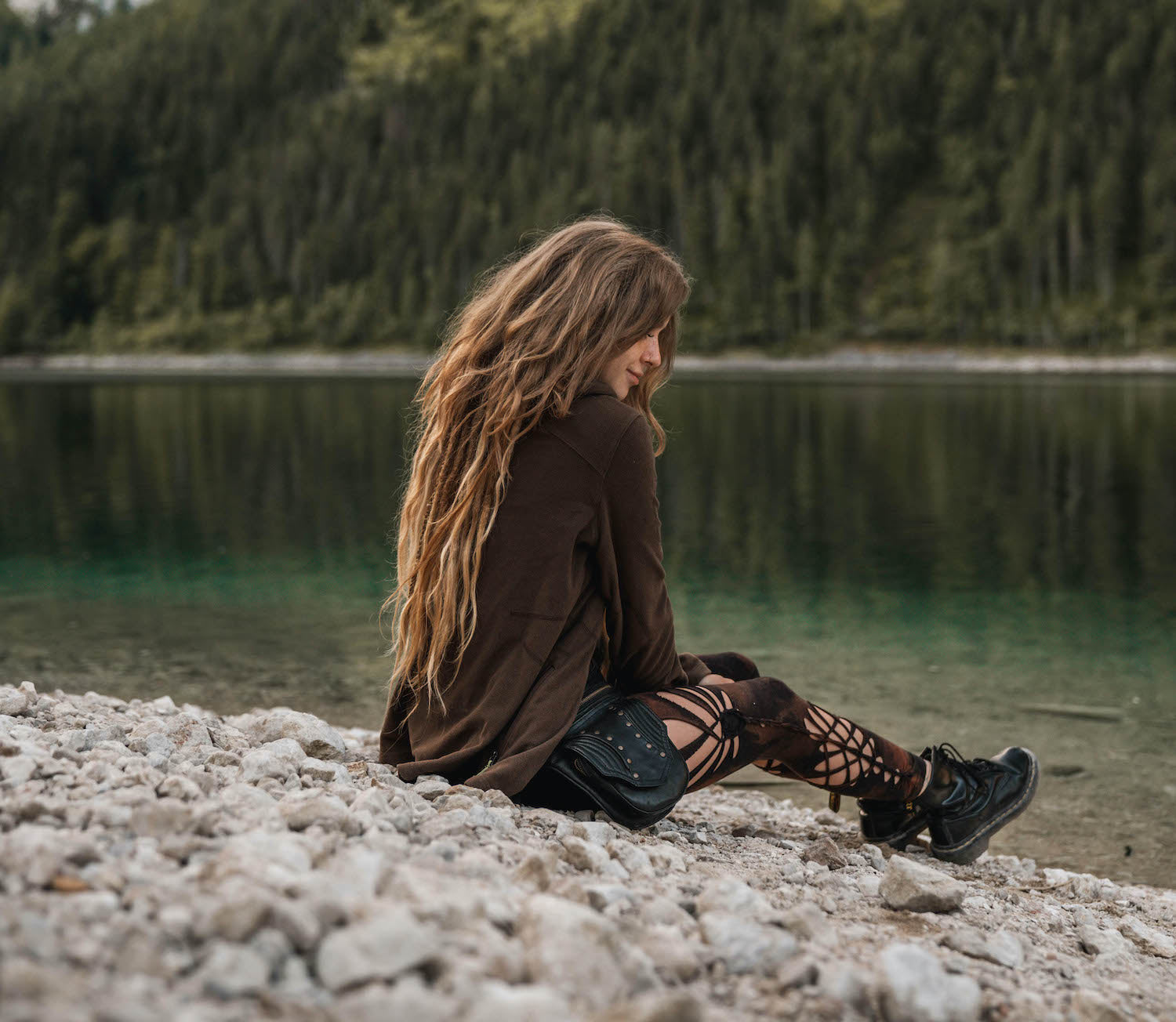 Spring into Nature with Forage Pocket Belts: Exploring the Beauty of t – ForageDesign