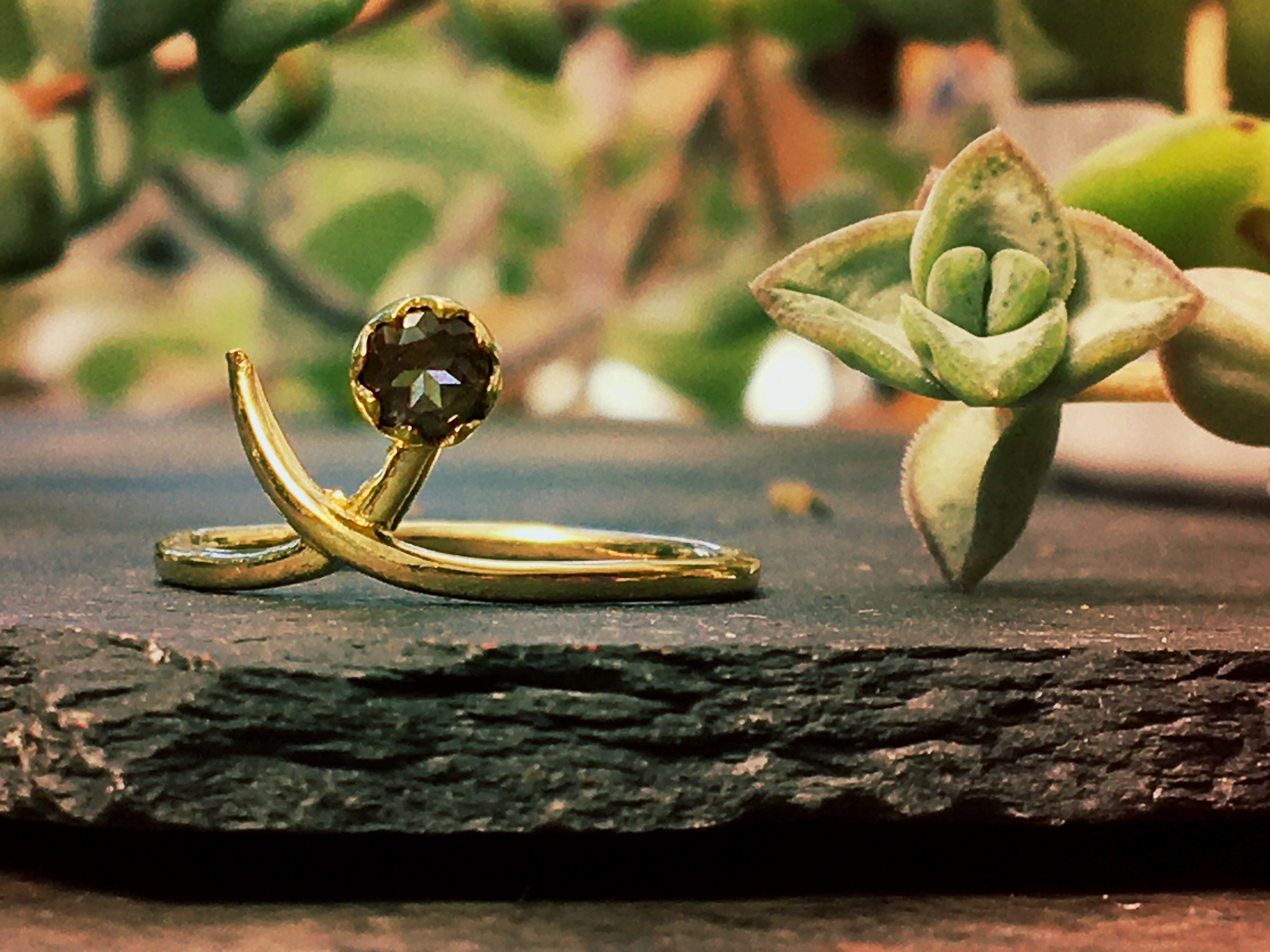 Orbán Sweep Ring with Smoky Quartz – ForageDesign